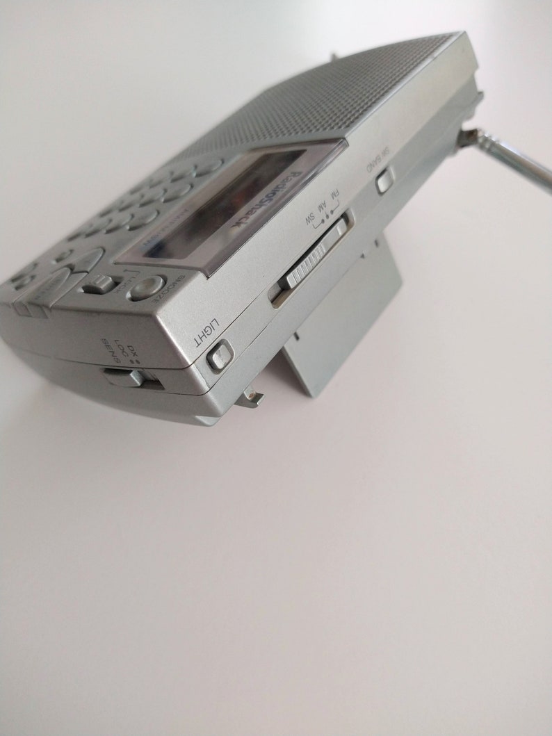 Vintage Radio Shack AM FM SW Radio 1990s - Etsy