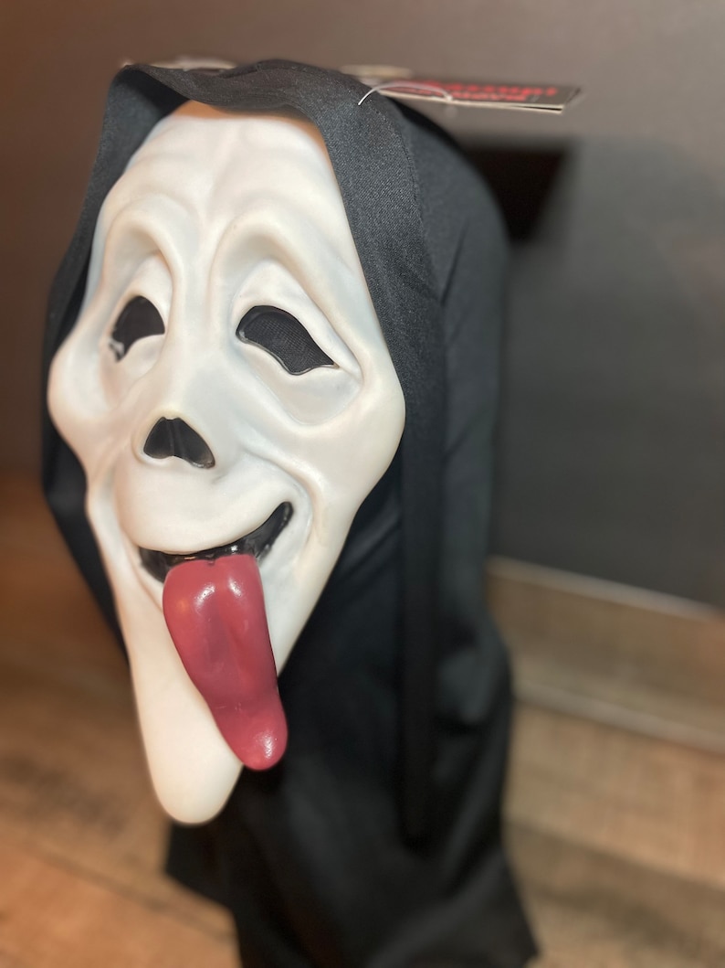 Scary Movie Stoner Ghostface Mask - Etsy