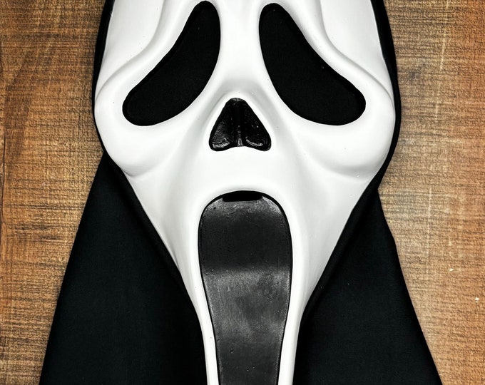 Scream 2022 Costume - Etsy