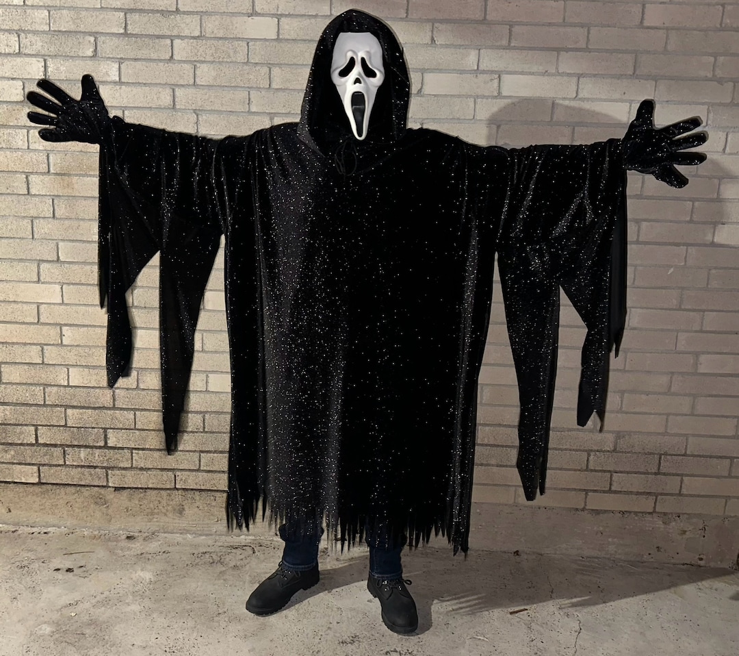 Custom Ghostface Scream 1996 Sparkle Robe - Etsy
