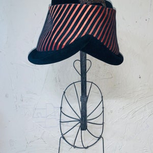 Vintage Wire Hat Rack Wall Mount Antique Hat Stand Metal Hat Rack Head ...