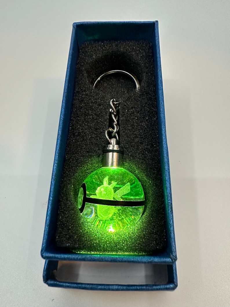 Pokeball Crystal Kechain - Etsy