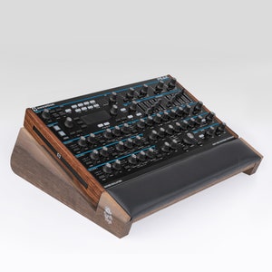 Walnut Wood Synthesizer Stand for Novation Peak 8 With Wrist Pad - Etsy