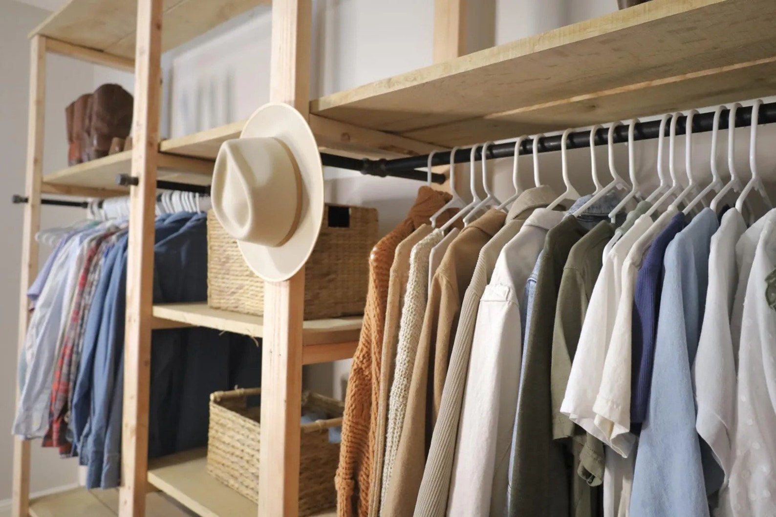 Wood Closet Shelving Plan PDF, Wardrobe Closet Organizer, Closet Rack ...