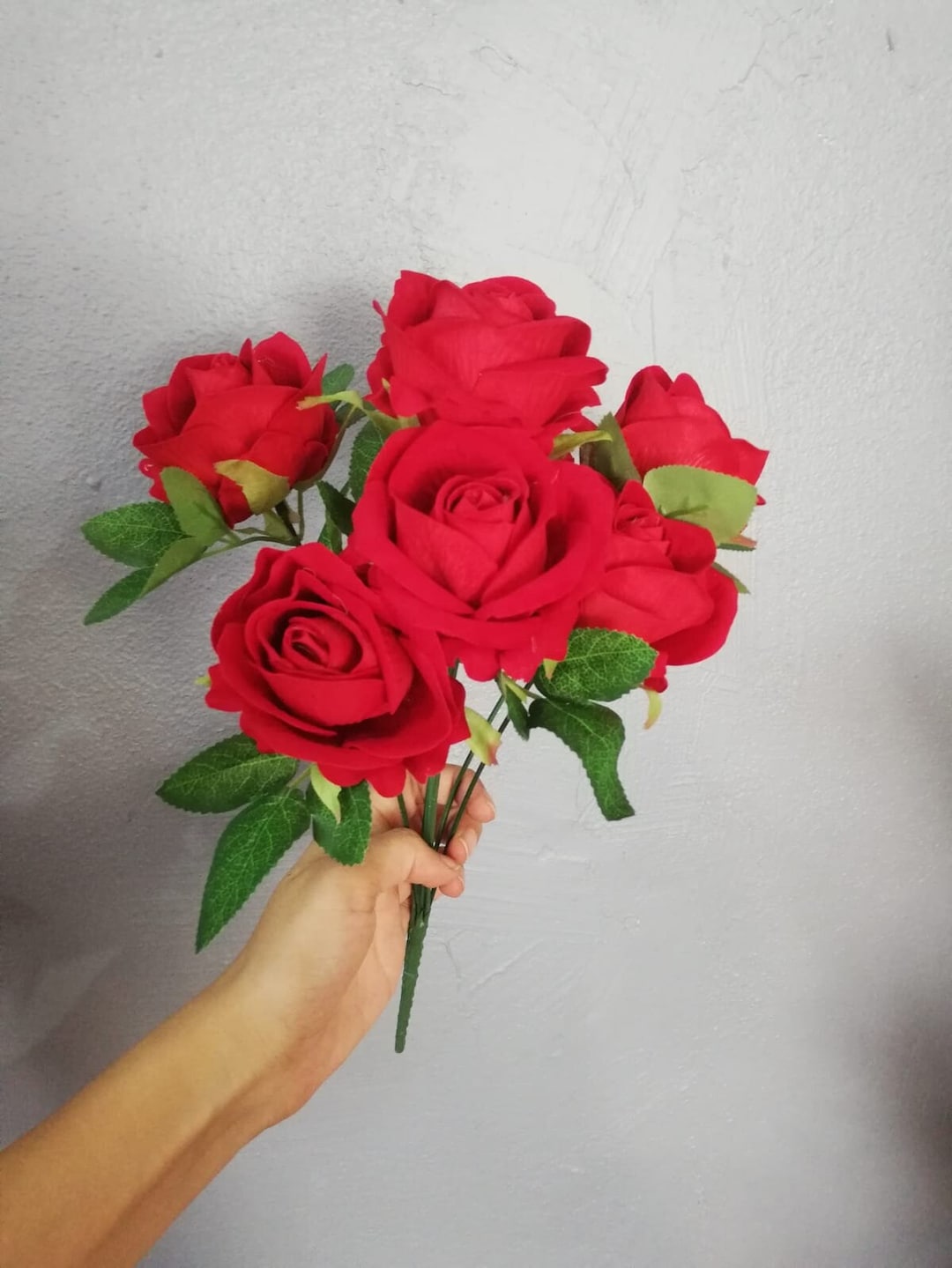 Artificial Rose With Velvet Texture, White Velvet Textured Artificial ...