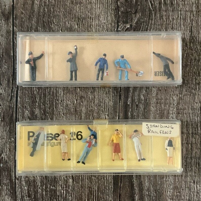 Vintage Preiser HO Scale 1:90 Railfans Miniature Figurines - Etsy