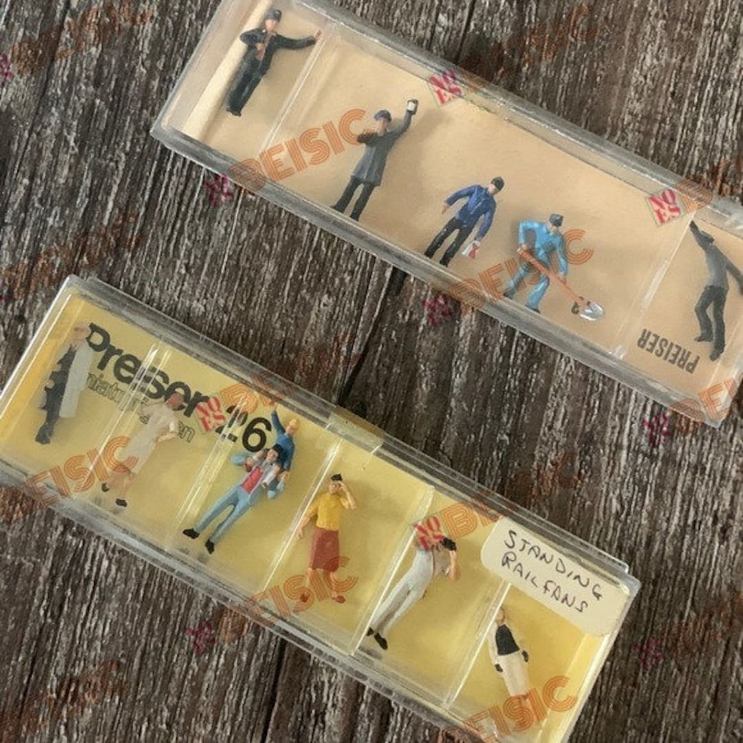 Vintage Preiser HO Scale 1:90 Railfans Miniature Figurines - Etsy