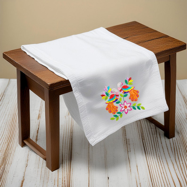 Mexican Style Bird Embroidery Design, Tenango Embroidery, Otomi ...