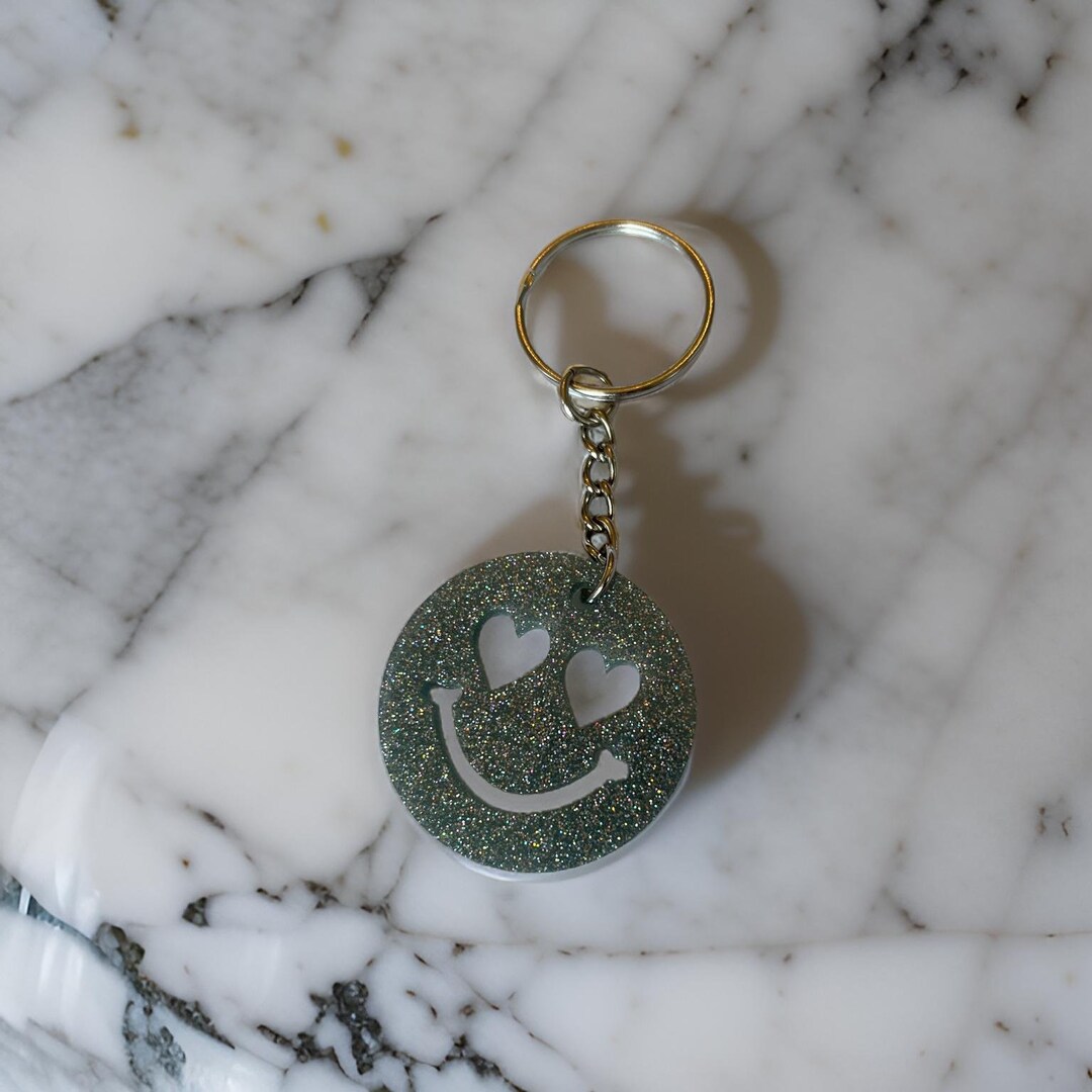 Heart Eyed Smiley Face Keychains - Etsy