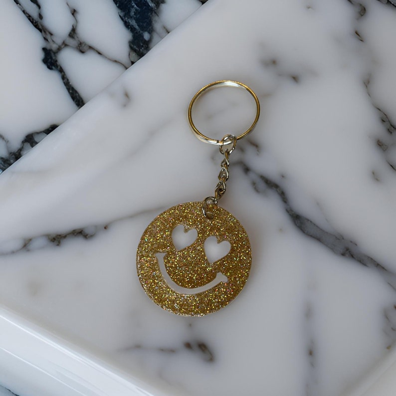 Heart Eyed Smiley Face Keychains - Etsy
