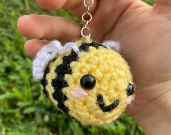 Crochet Bee Keychain - Etsy