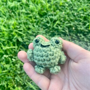 Crochet Tiny Frog- Plush or Keychain Mini Frog- Handmade Frog- Mini ...