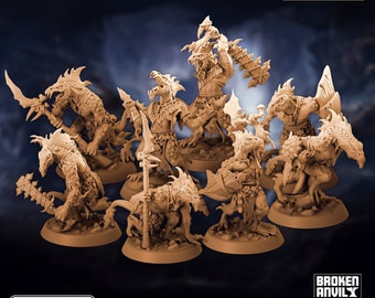 Troglodyte Miniature - Etsy