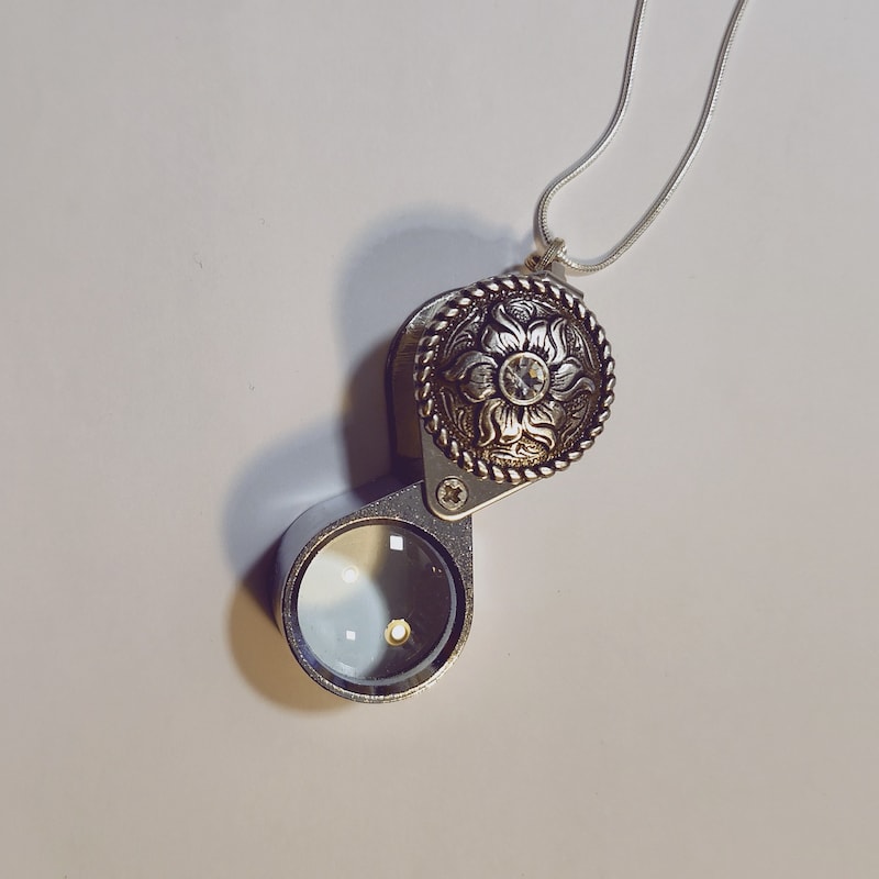 Magnifying Glass Pendant - Etsy