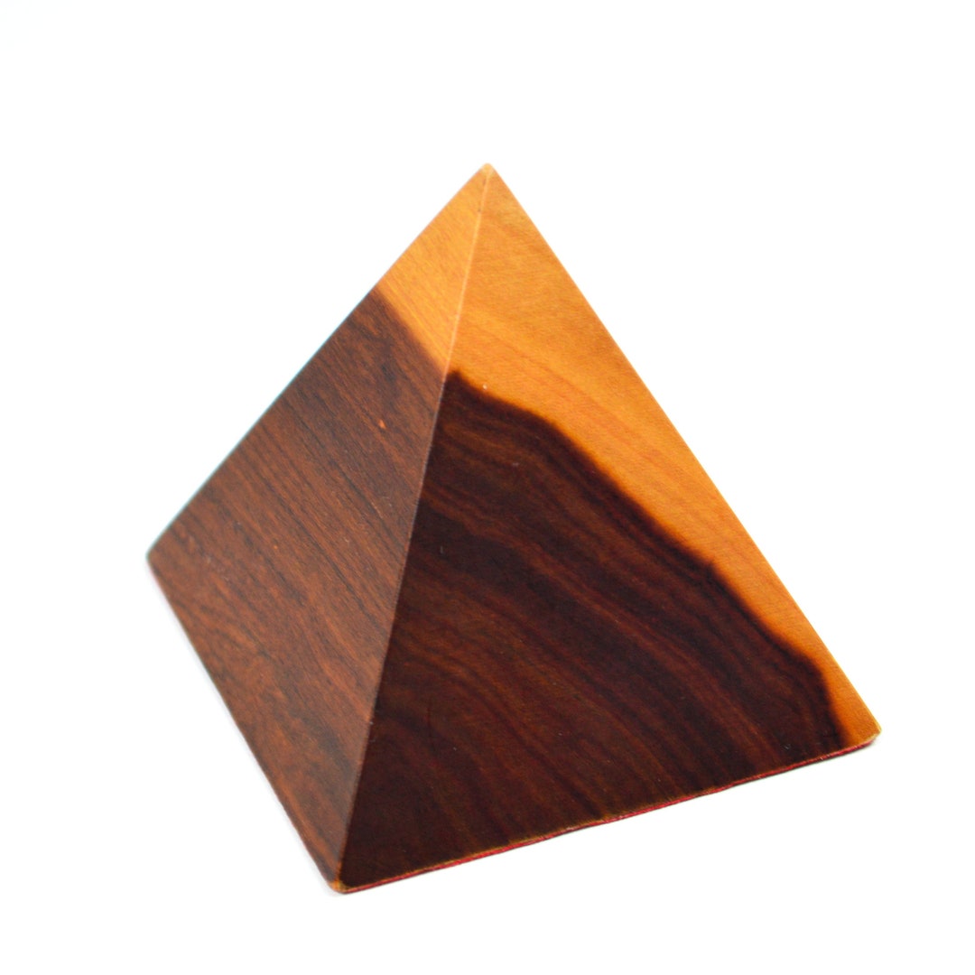 Curarí Wooden Pyramid. Decorative Pyramid Veneered in Tropical Wood ...
