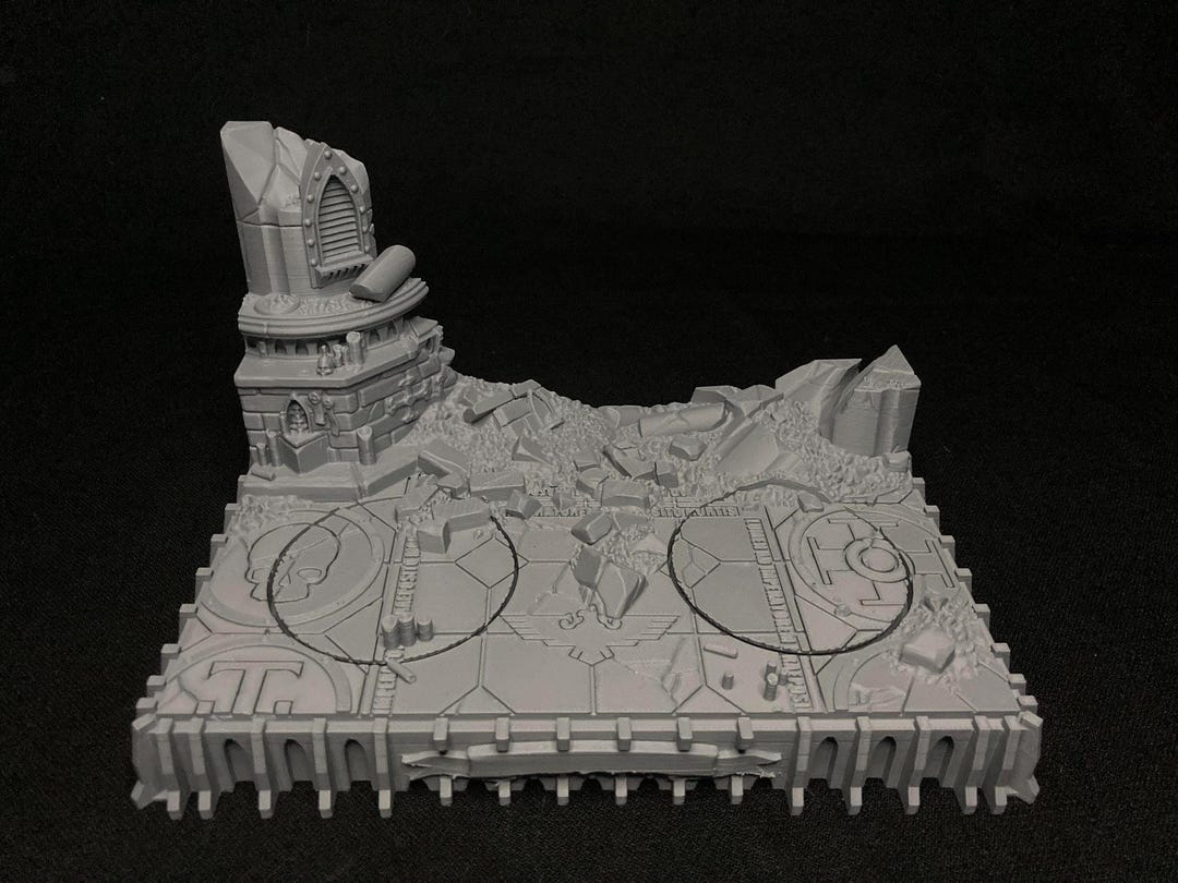 Grimdark Throne Room Display Plinth: 40k Miniature Base - W205 X D133 X ...