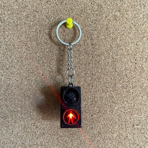 Functioning Traffic Light Keyrings | Funky | Unusual Accessories | Red ...
