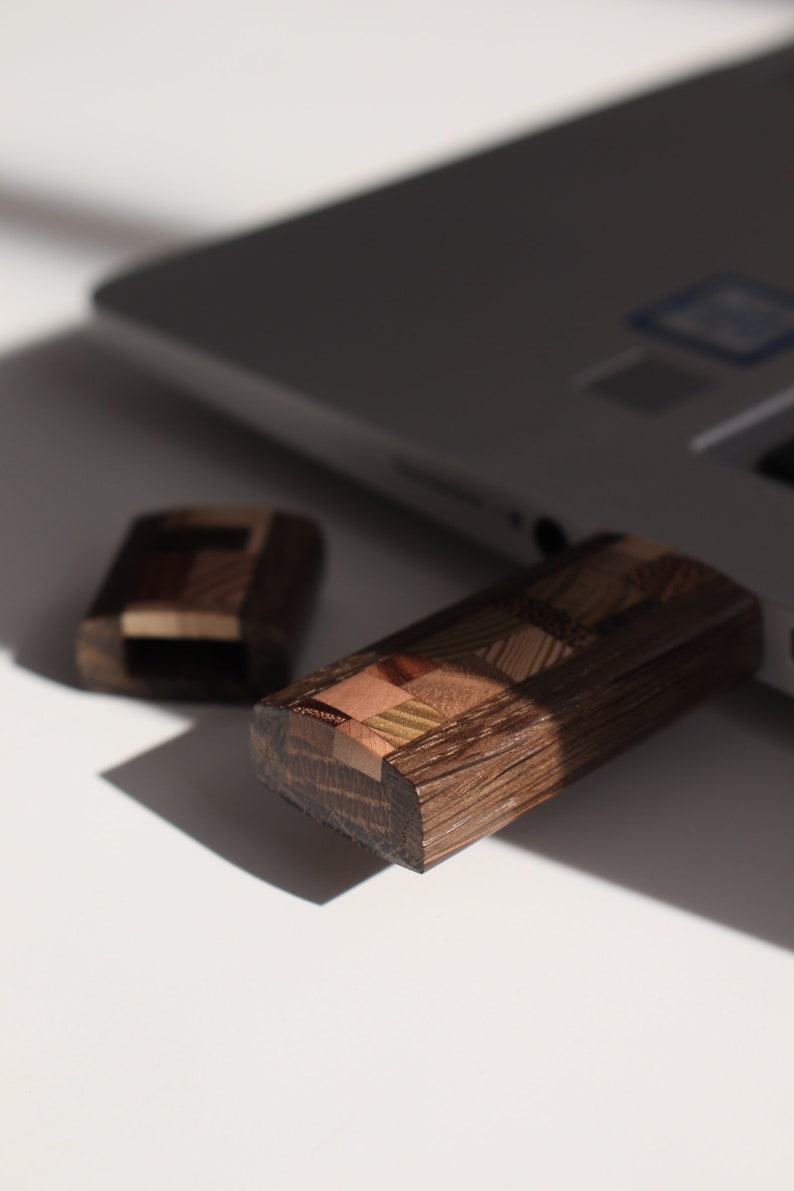 Wooden Pendrive 8 GB || Flash Drive || USB Stick || Gift for Client ...