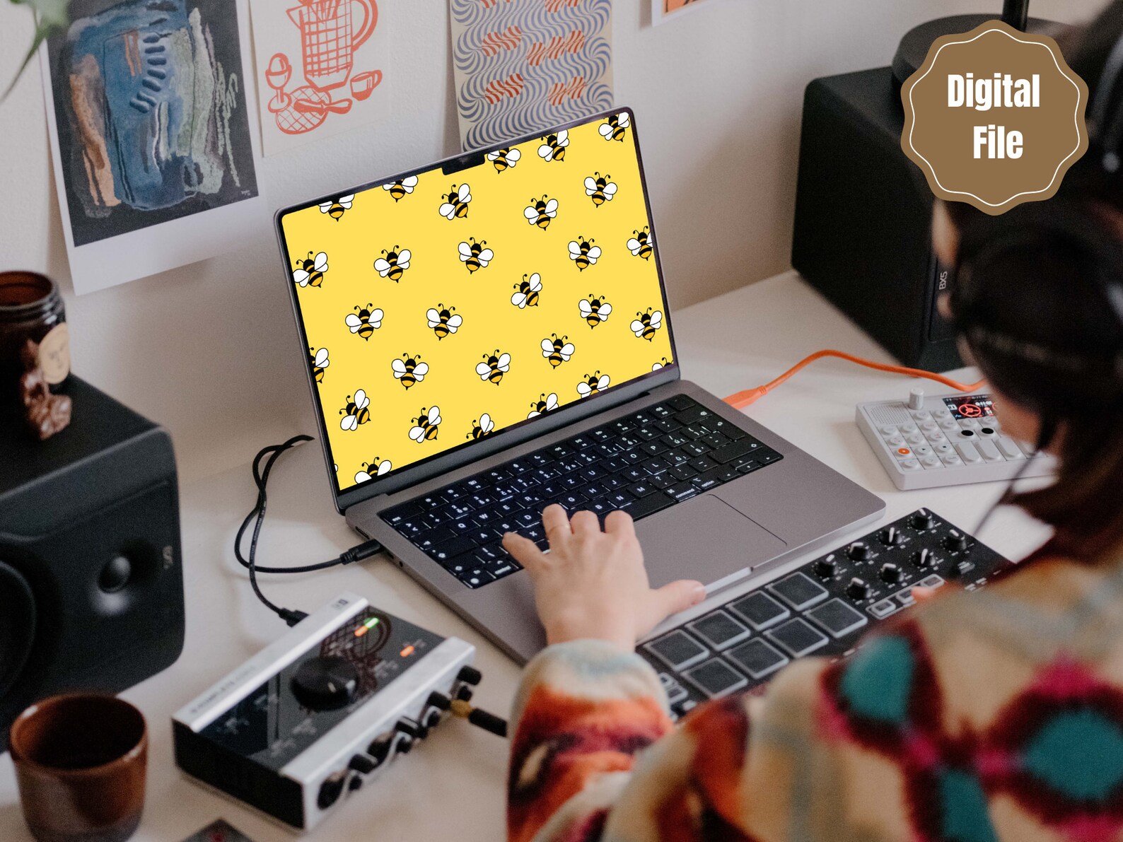 Bumble Bee Desktop Wallpaper for Macbook, Laptop Wallpaper, Bumble Bee ...