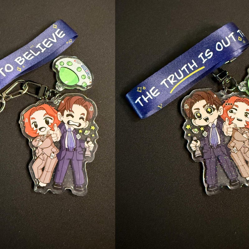 Alien Keychain 90s - Etsy