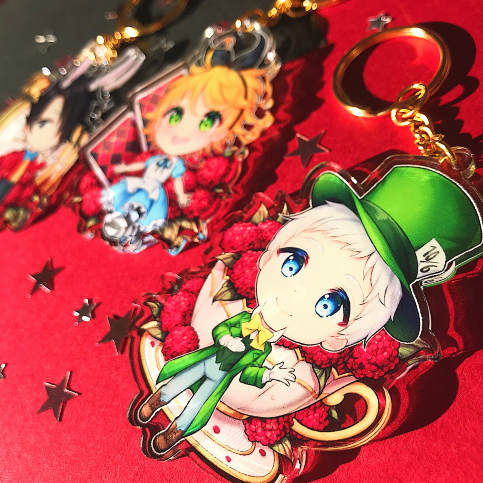 The Promised Neverland X Wonderland Acrylic Charms - Etsy