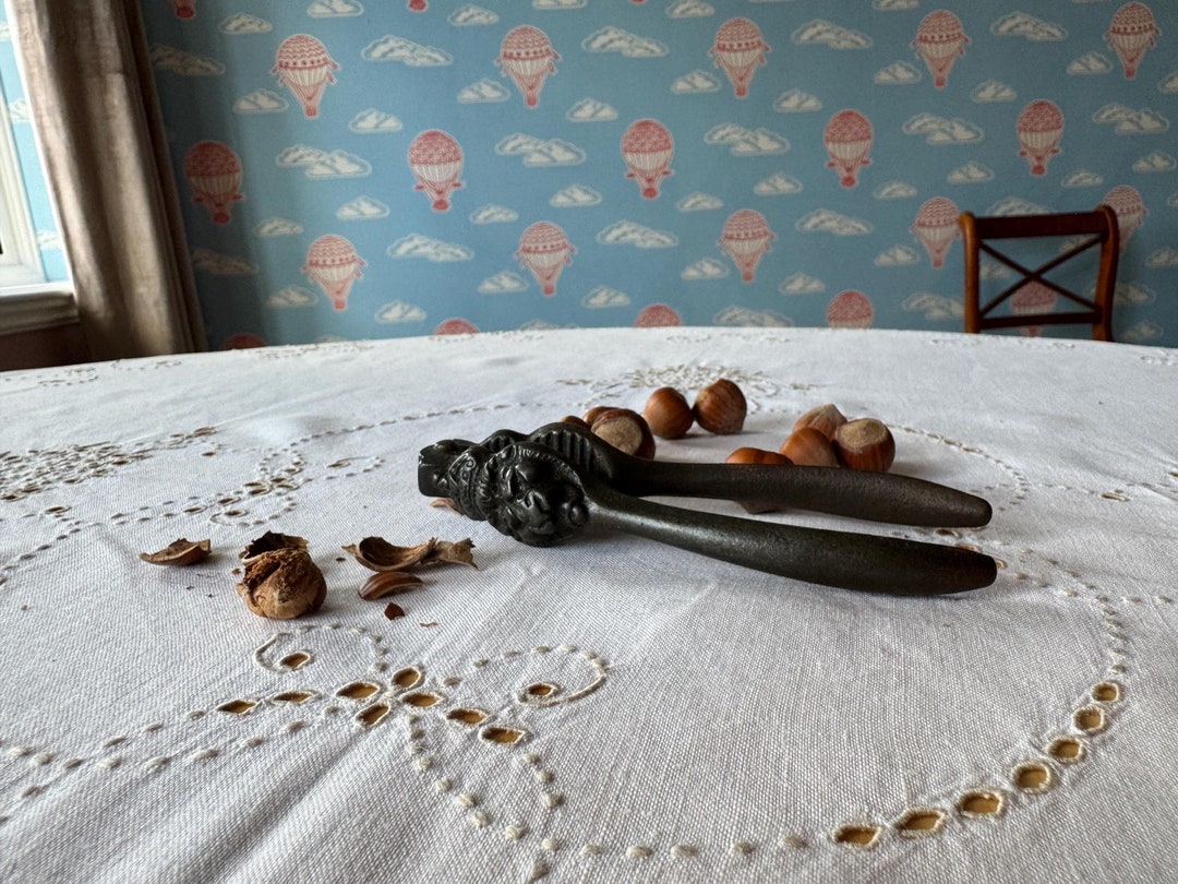 Victorian Cast Iron Nutcracker With Lion Heads - Antique Christmas ...