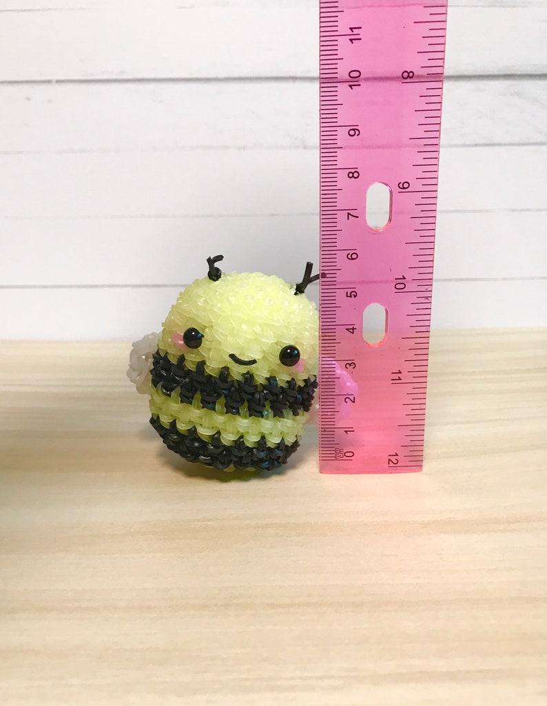 Adorable Rainbow Loom Bumble Bee Loomigurumi Bands Spring Handmade ...