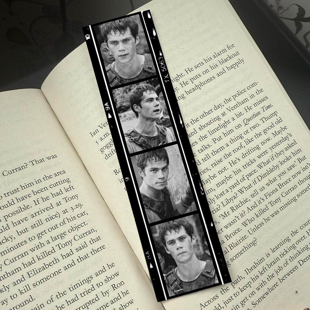 TMR Bookmark Celeb, Icon Lover Instant Photo Booth Bookmark Book Lover ...