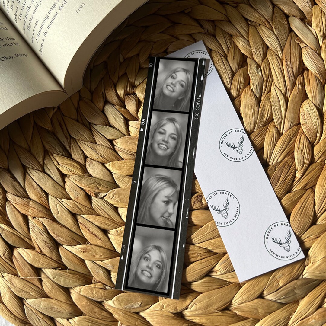 BS Bookmark Celeb, Icon Lover Instant Photo Booth Bookmark Book Lover ...