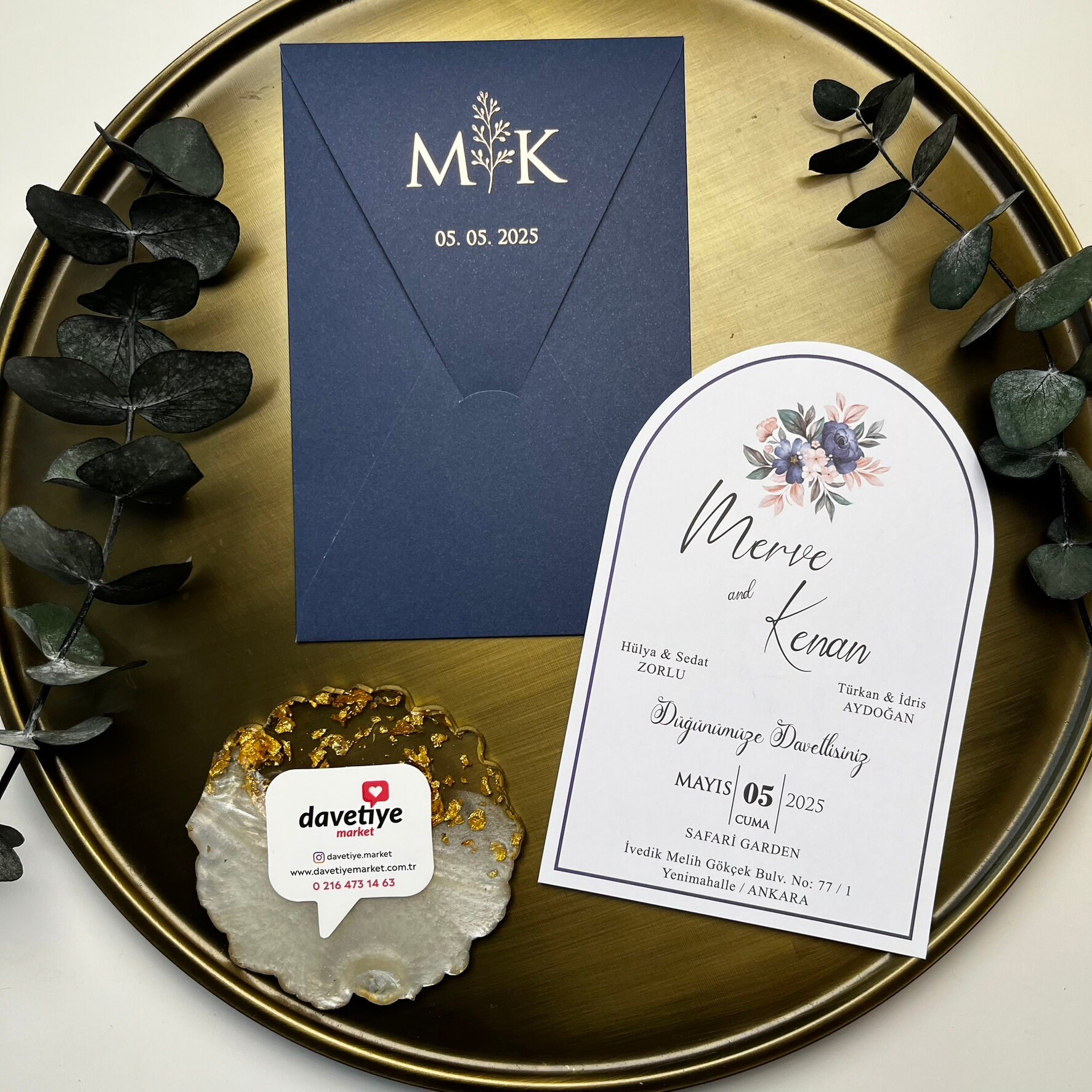 Blue Floral Wedding Invitation Cards, Luxury Invitation With Gold ...