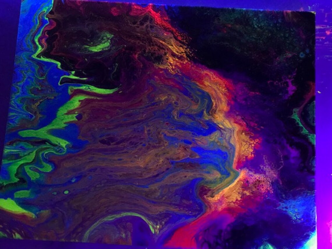 UV Pouring Painting droopy Blacklight Paint - Etsy