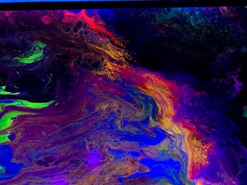 UV Pouring Painting "droopy Blacklight Paint" - Etsy