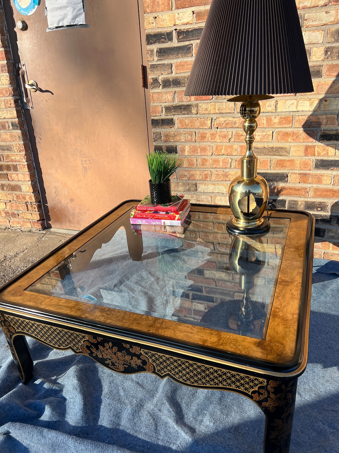 A FABULOUS Chinoiserie Drexel ET Cetera Collection Hand Painted Black N ...