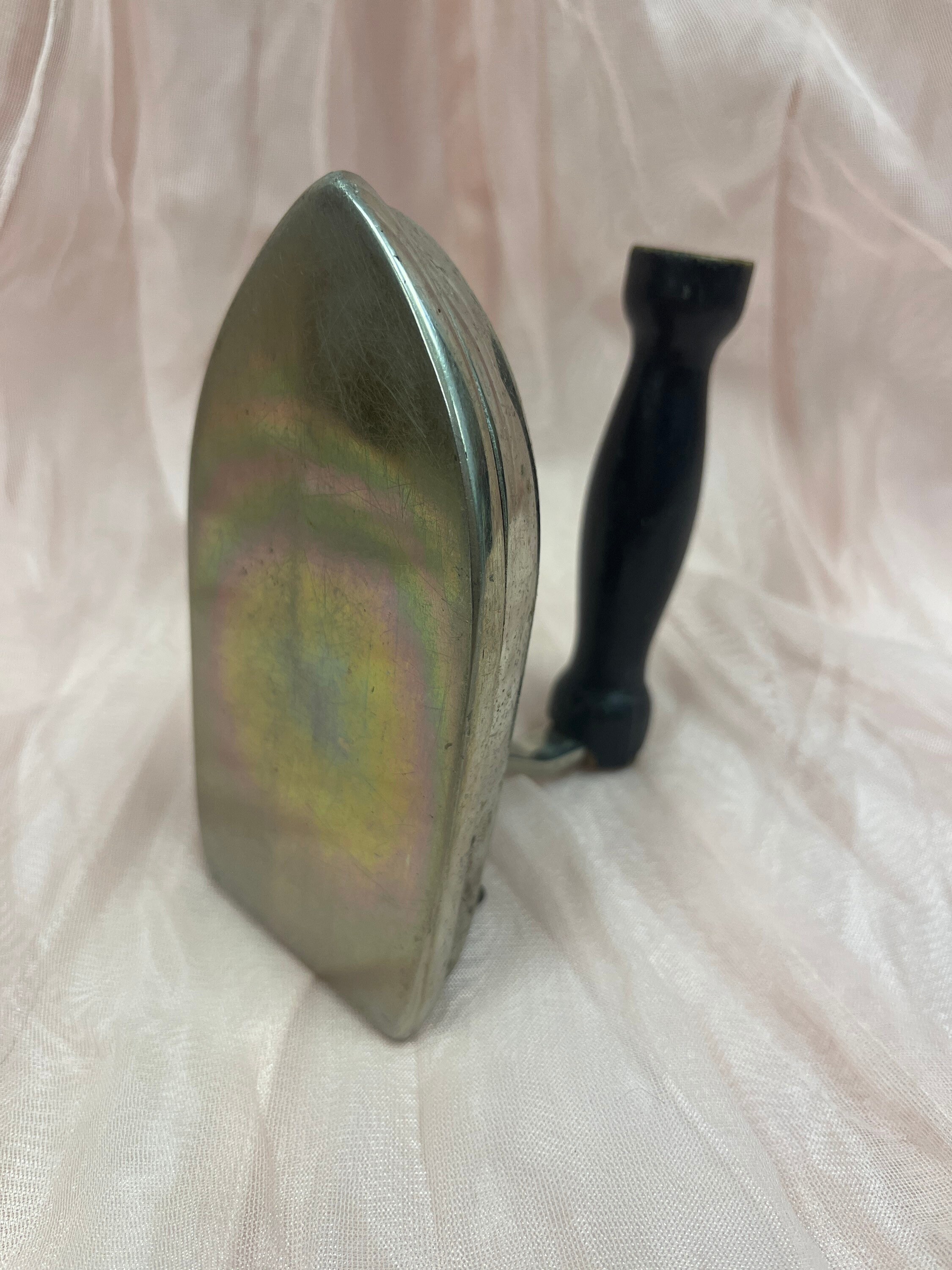 Small Vintage Iron - Etsy