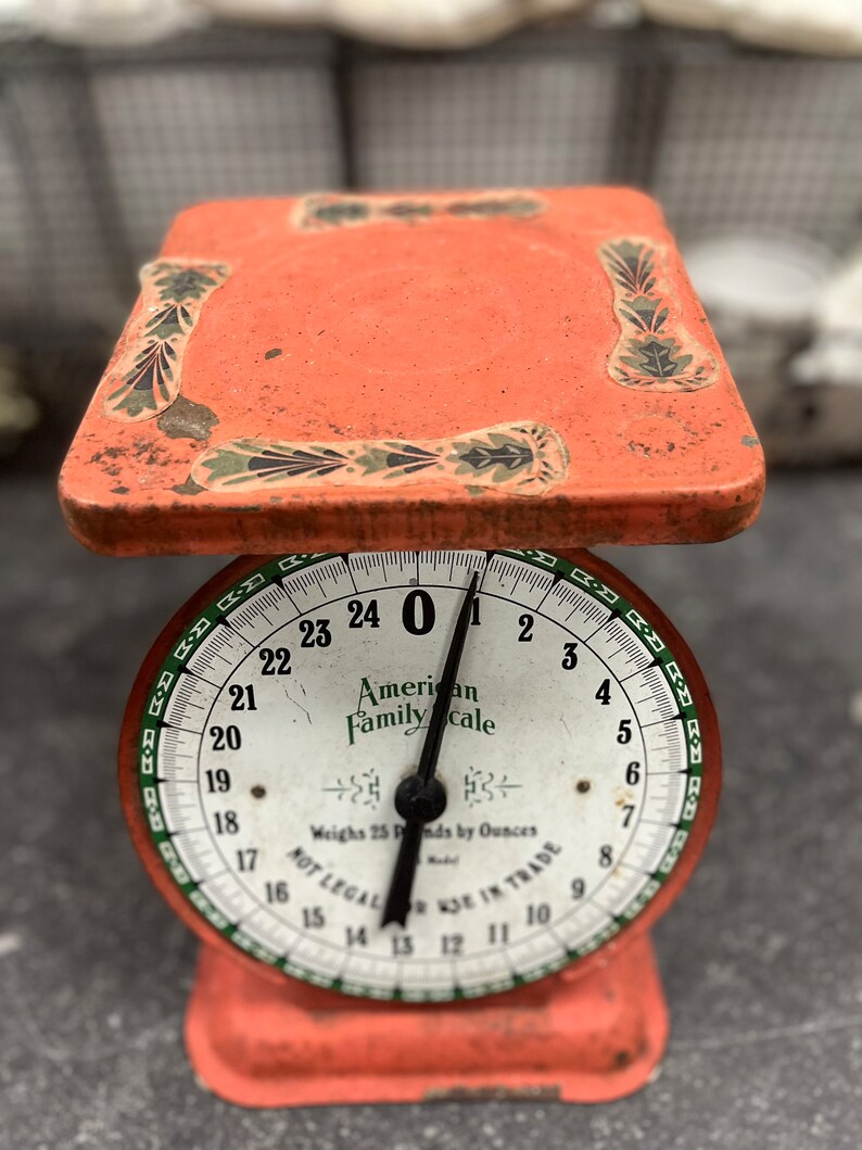 Vintage Red American Family Scale - Etsy