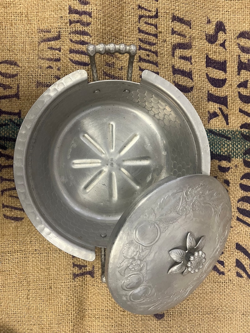 Vintage Everlast Hand Forged Aluminum Floral Covered Dish - Etsy