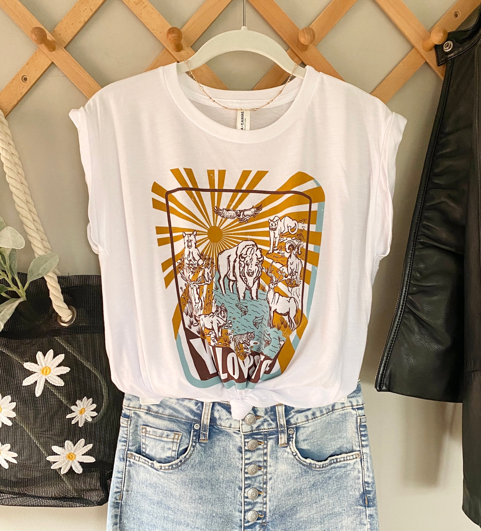 Cute Women T Shirt, Yellowstone National Park, Casual Designer Travel T ...