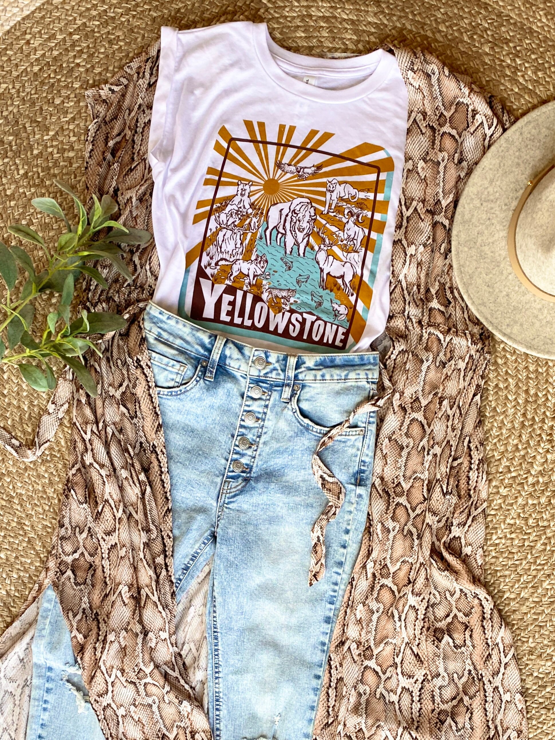 Cute Women T Shirt, Yellowstone National Park, Casual Designer Travel T ...