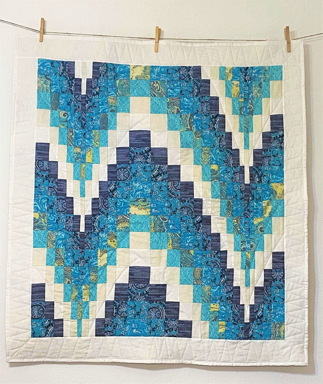 Modern Handmade Bargello Wave Baby Quilt - Etsy