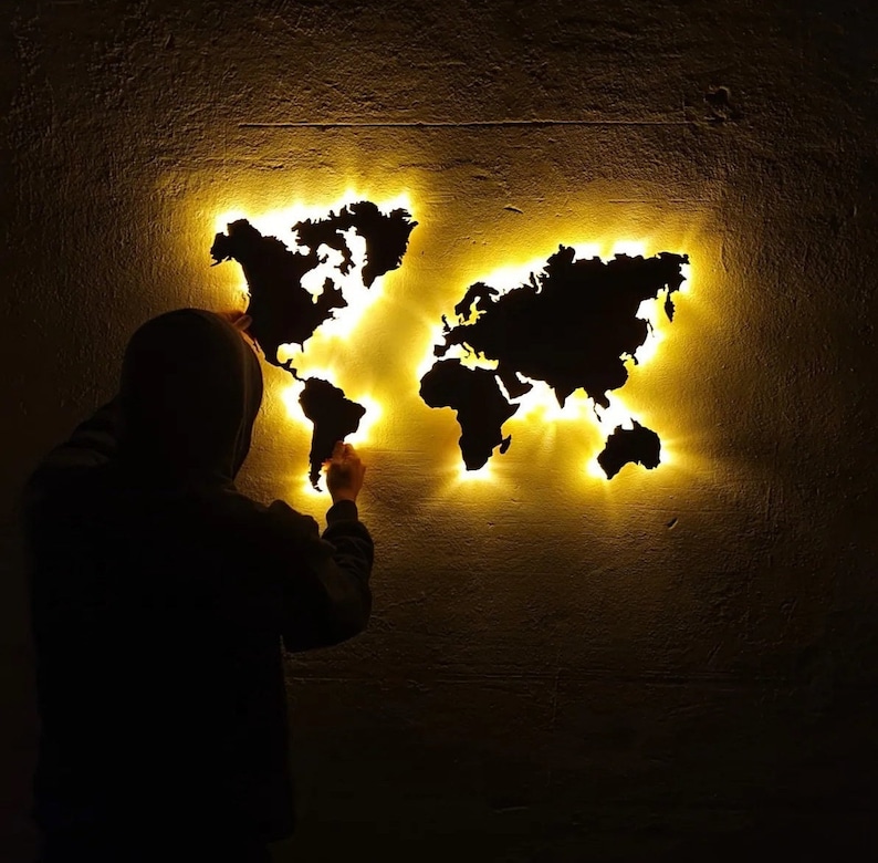 LED WORLD MAP / Wood World Map / Modern Home Decor / Led Wall | Etsy UK