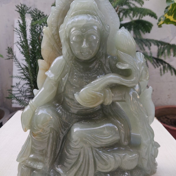 Quan Yin Jade Statue - Etsy
