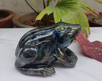 Jade Frog Statue - Etsy