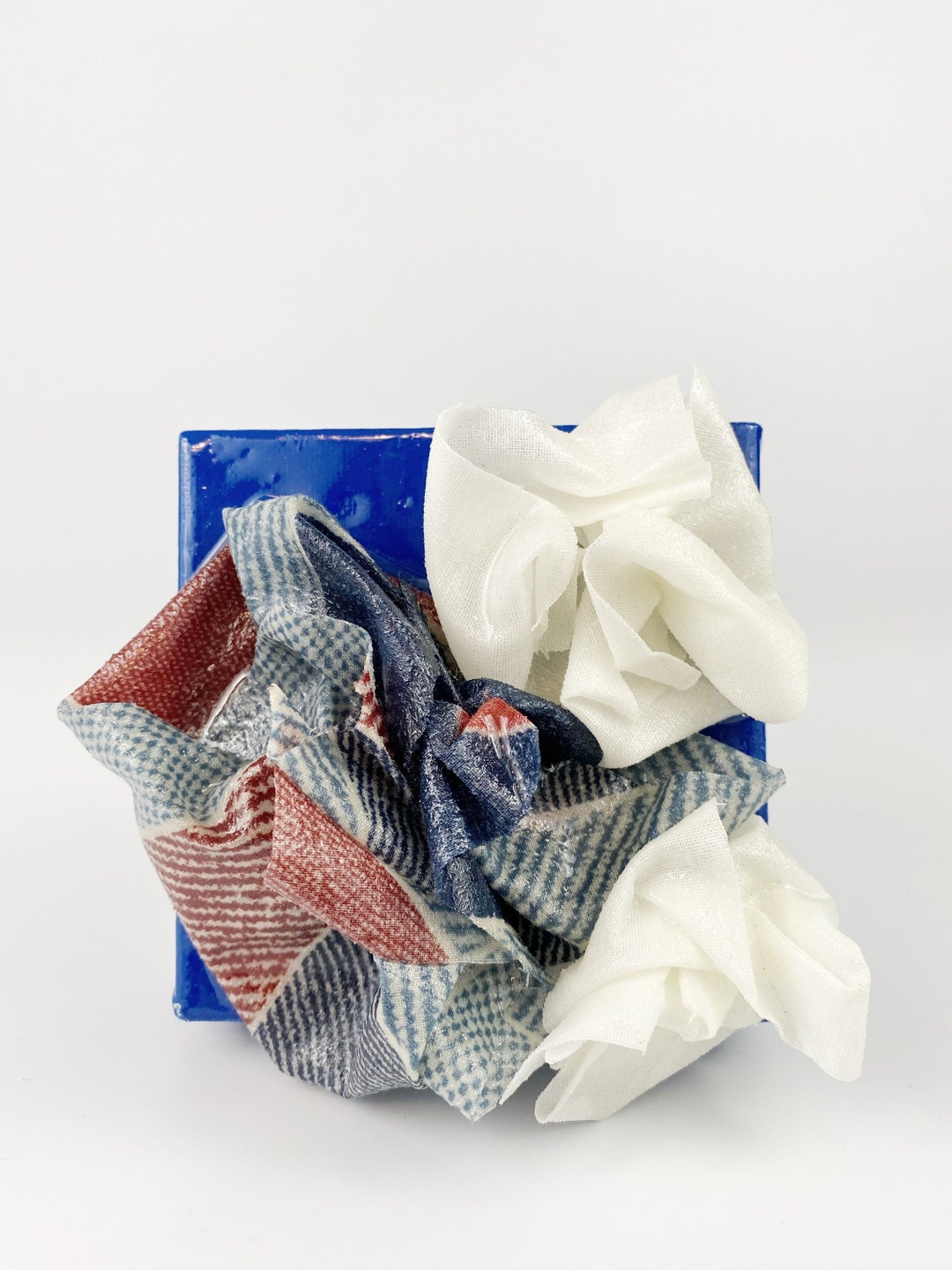 Resin Fabric Wall Puff Red, White, and Blue Triangles - Etsy