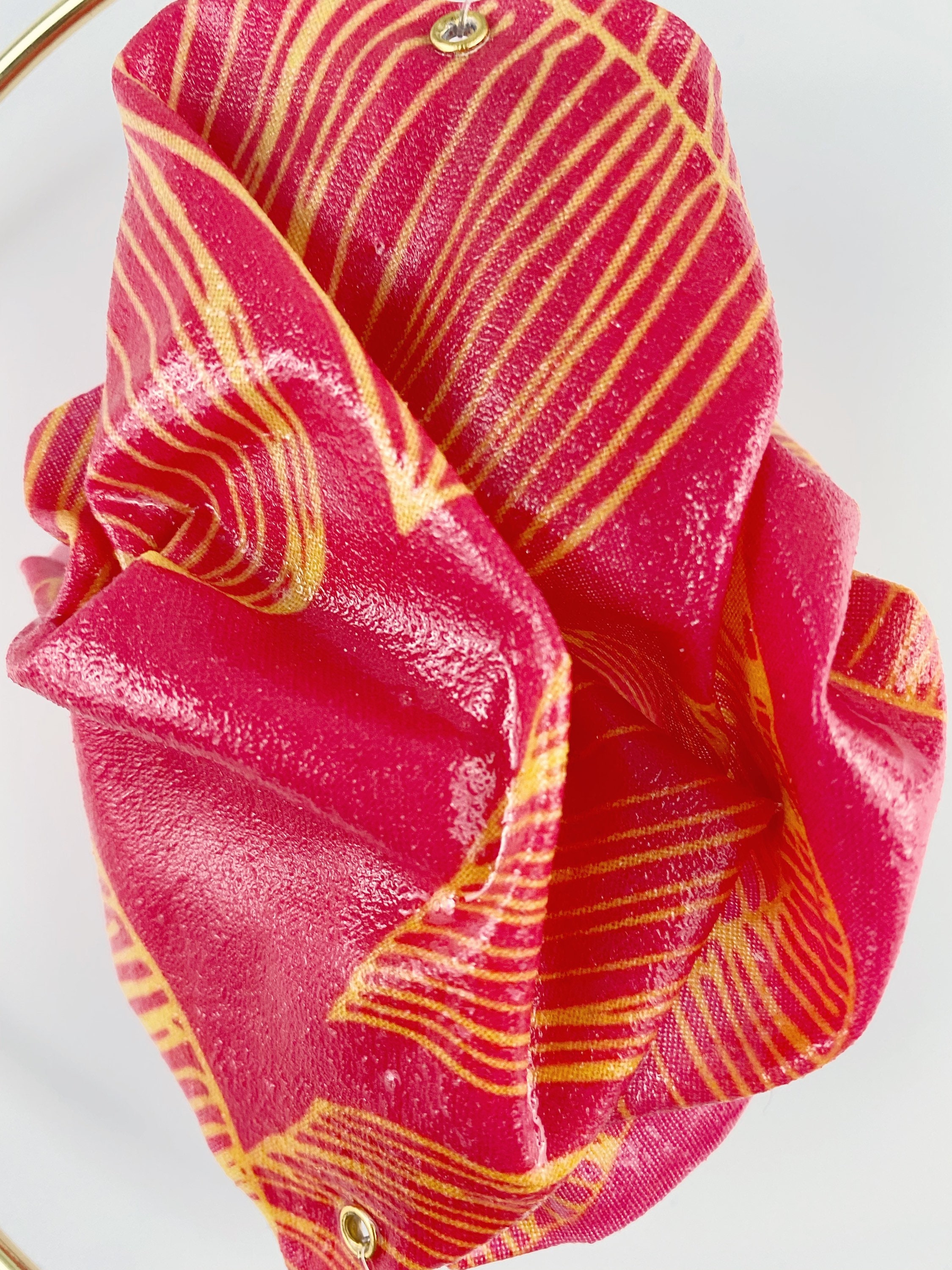 Resin Small Floating Fabric Puffs Hanging Accent ornament gold Leaves ...