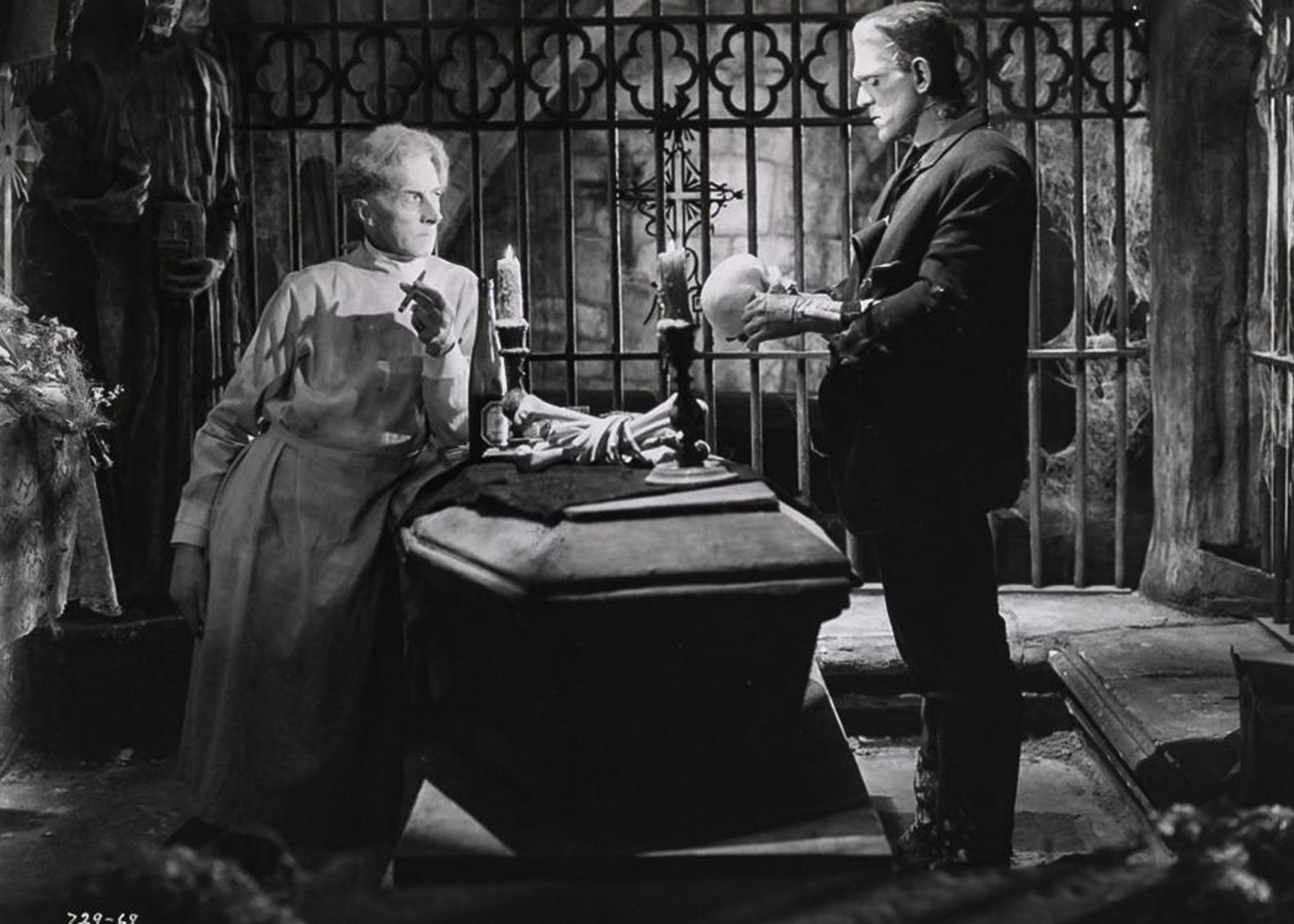 Bride of Frankenstein Movie Scenes. Magnets. Universal Monsters, Boris ...