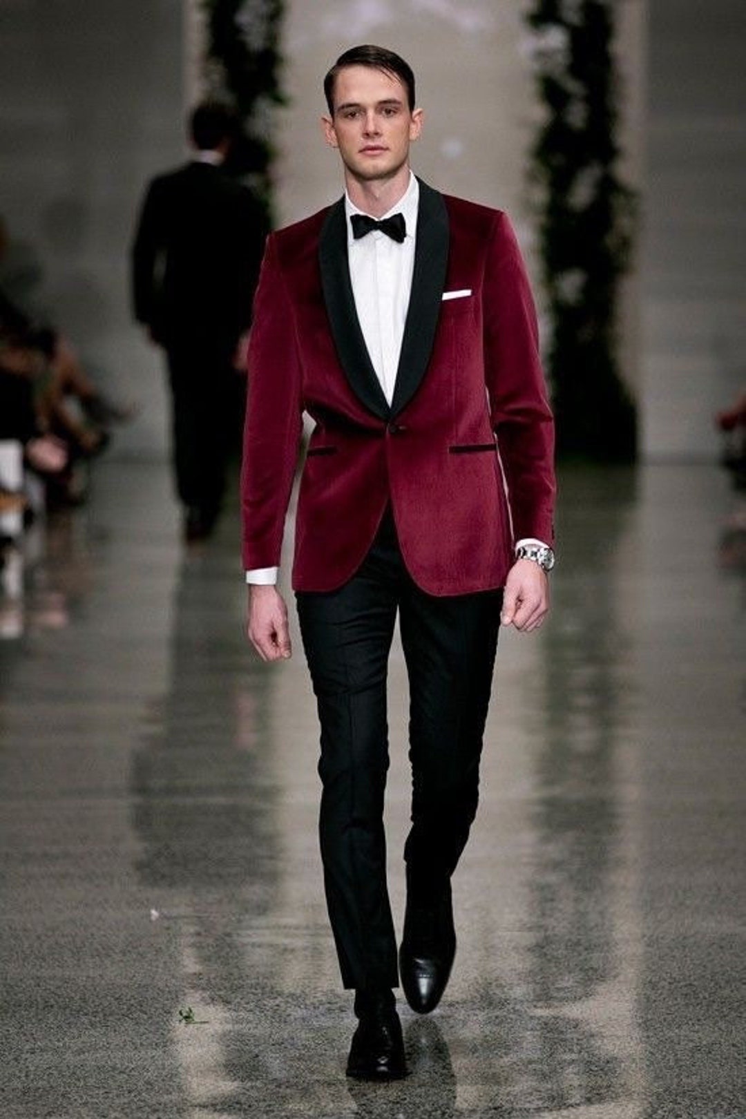 Maroon Velvet Tuxedo Suit: Slim Fit Wedding Groom Suit - Etsy