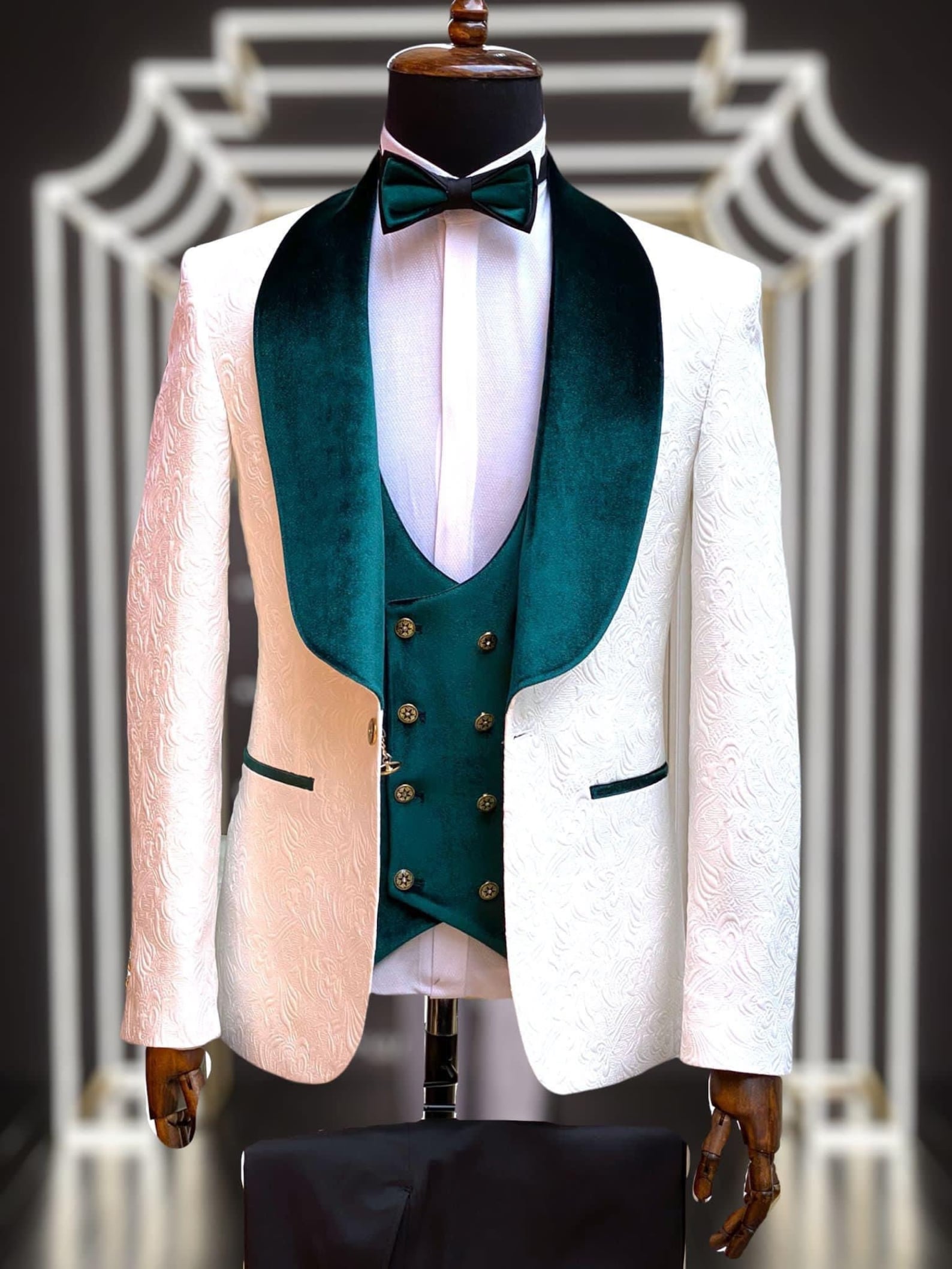White Men Three Piece Suit With Emerald Green Vest and Tuxedo Wedding Suit for Men Groom Suit ...