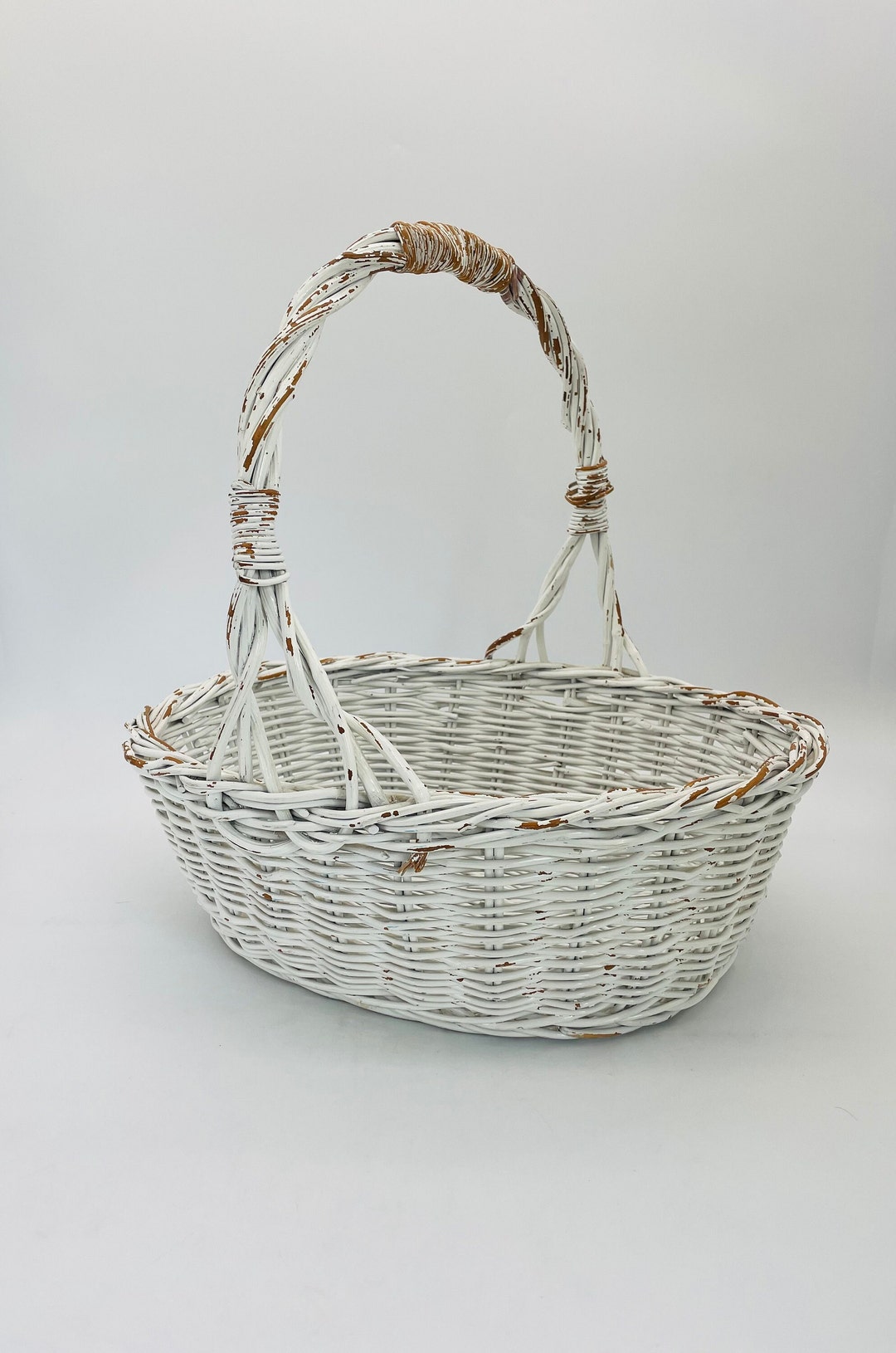 Shabby Chic White Wicker Basket/vintage Decorative Basket/easter Basket ...