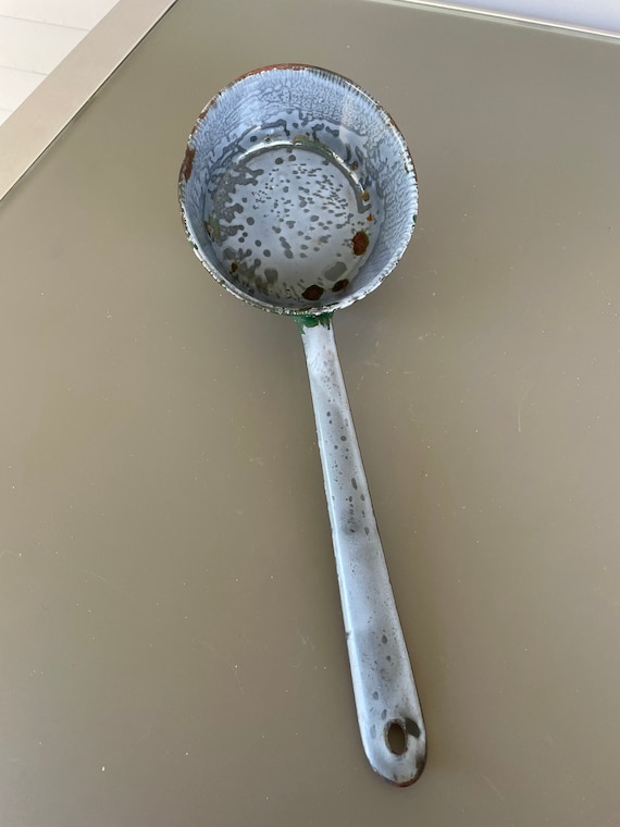 Old Fashioned Water Dipper