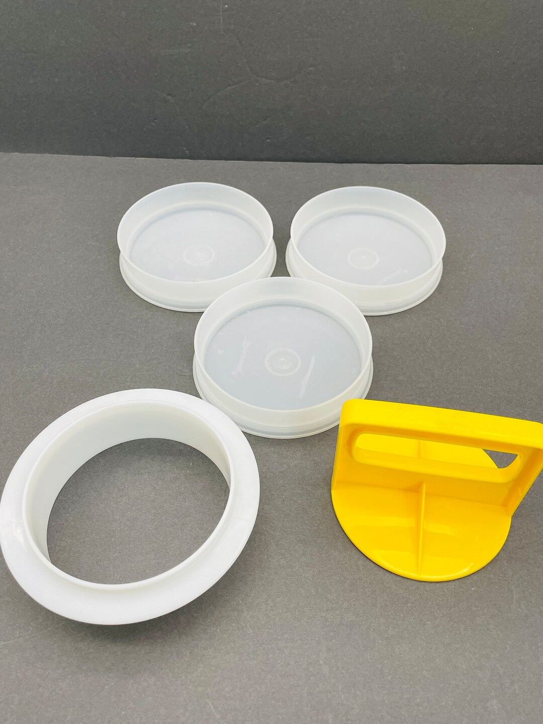 Tupperware 5 Pc. Hamburger Keeper and Press - Etsy